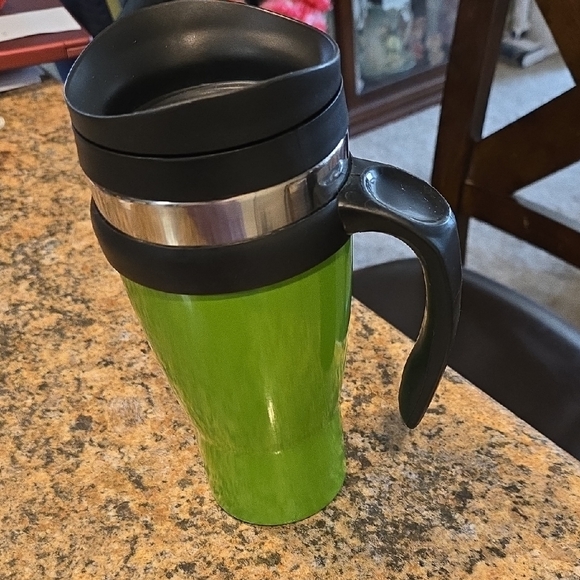 Trudeau | Kitchen | Green Travel Mug With Black Lid 6 Oz | Poshmark